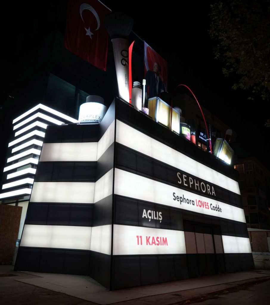 Renewed Sephora, Istanbul / peopleofdesign
